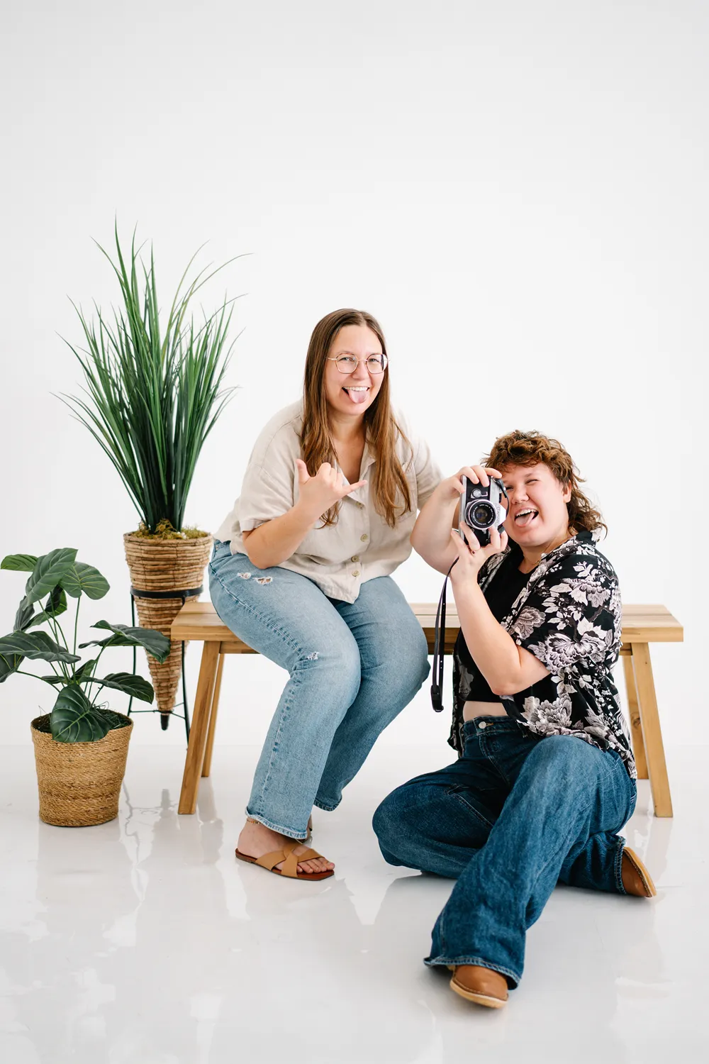 CONTACT US - Hey Love Studio